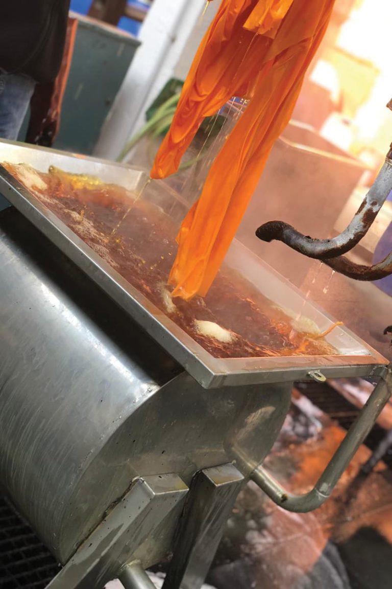 Teinturerie de luxe à Paris | Artisan teinturier depuis 30 ans